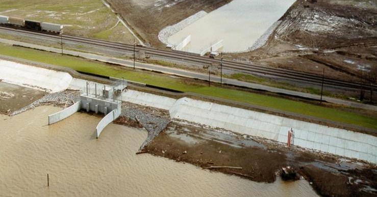 Coastal Protection and Restoration AuthorityCaernarvon and Davis Pond ...