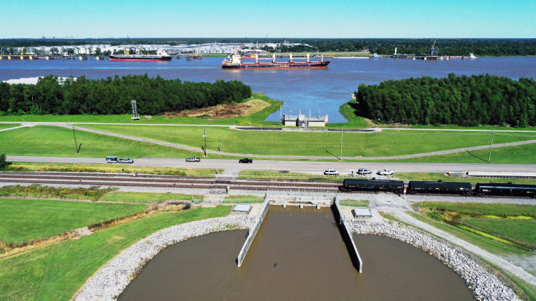 Coastal Protection and Restoration AuthorityCaernarvon and Davis Pond ...
